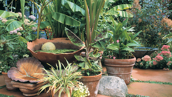 Waterworks Ideas for the Garden - Fine Gardening