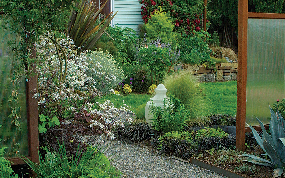 Creating a Scene - Fine Gardening
