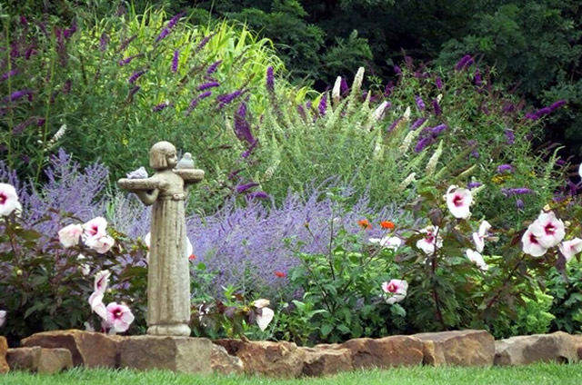 Twelve Splendid Gardens - Fine Gardening
