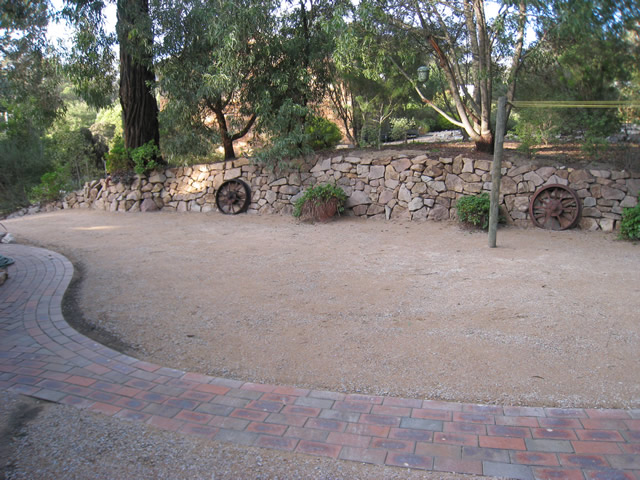 A Terraced Garden in Victoria, Australia - Fine Gardening
