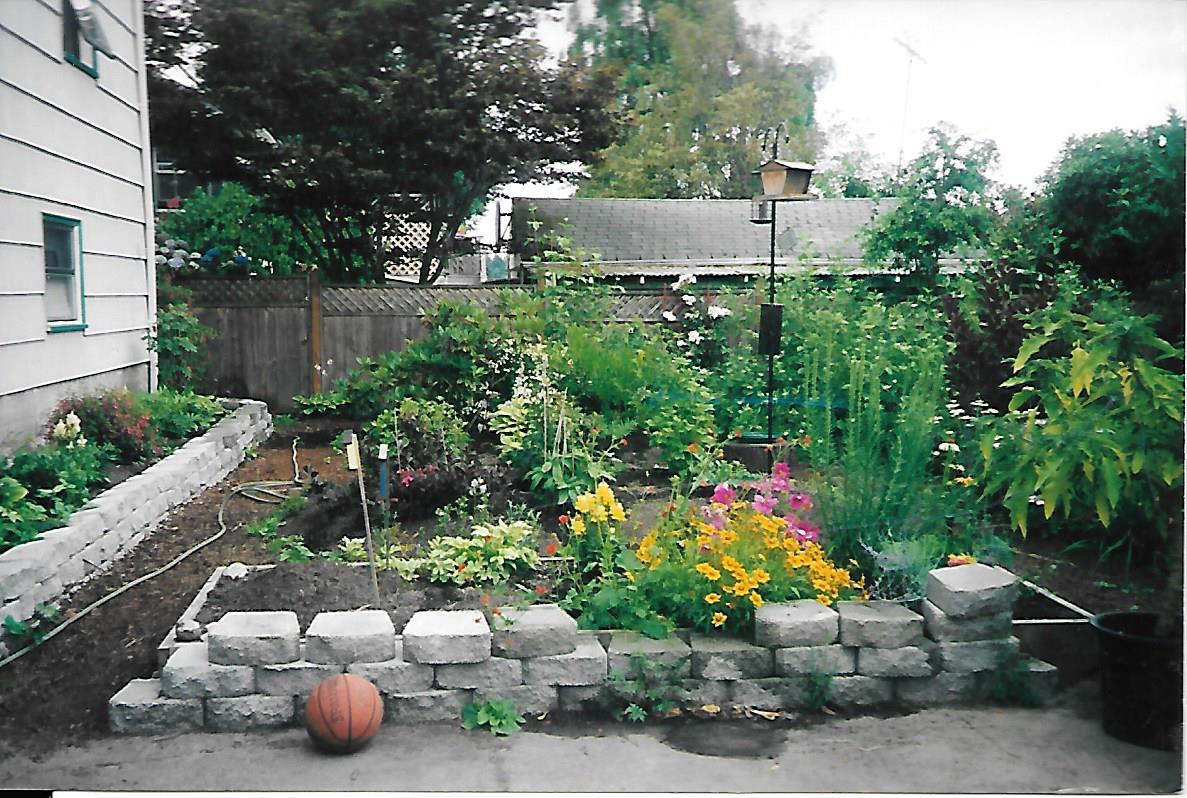 Gardening for Wildlife in Seattle - Fine Gardening