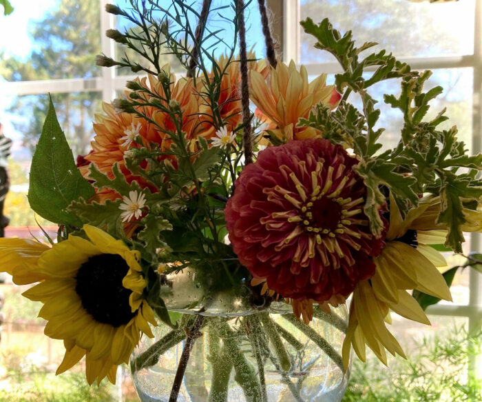 The Best Filler Flowers for Beautiful Cut-Flower Bouquets - Fine Gardening