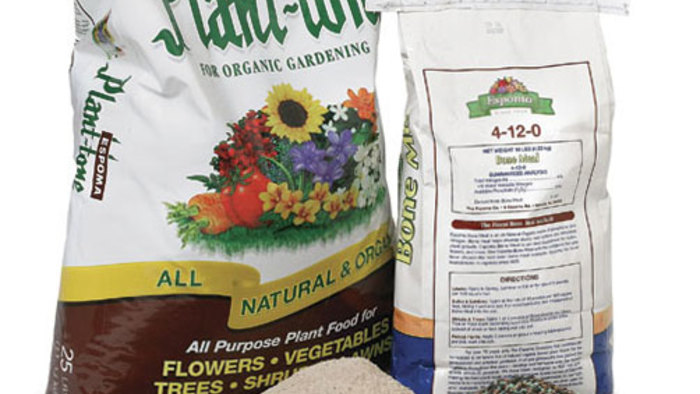 Natural Fertilizer Boosts Organic Gardening - Fine Gardening