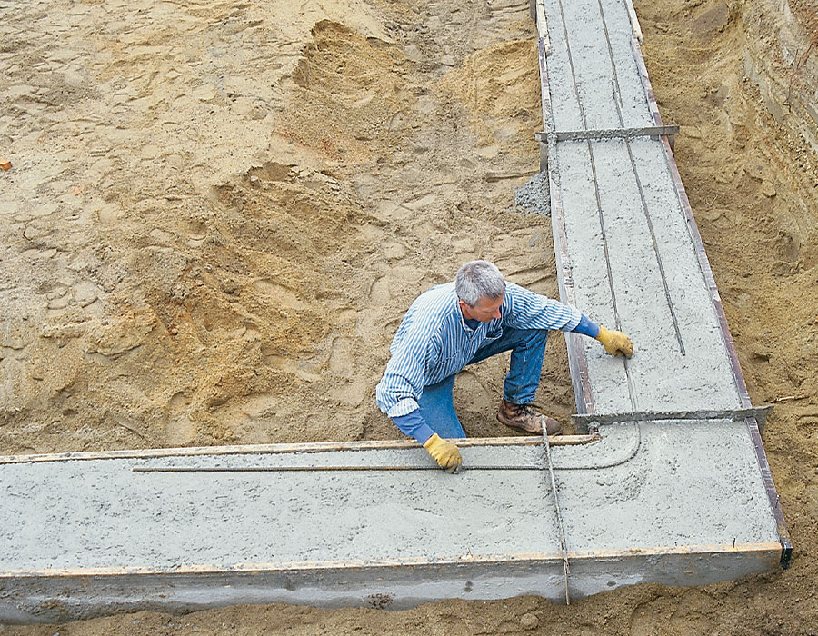 Forming and Pouring Footings - Fine Homebuilding