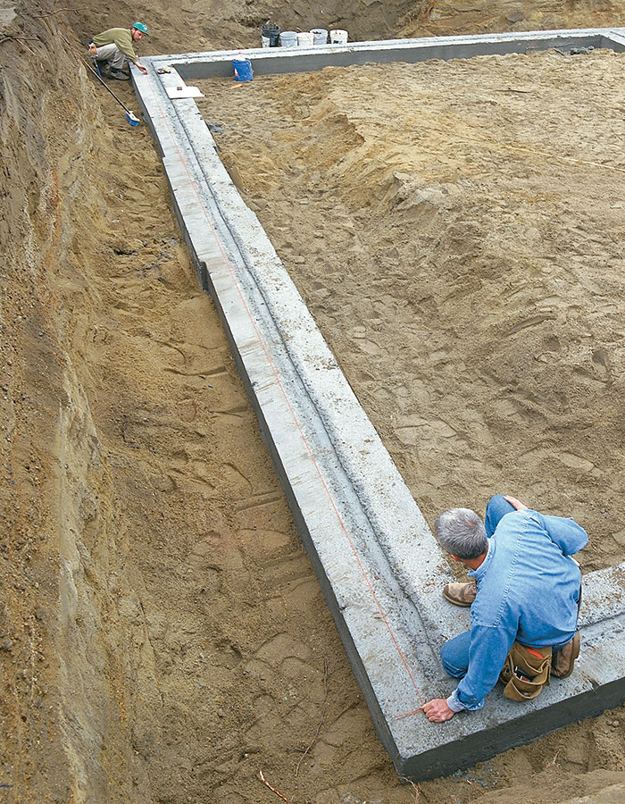Forming and Pouring Foundations - Fine Homebuilding