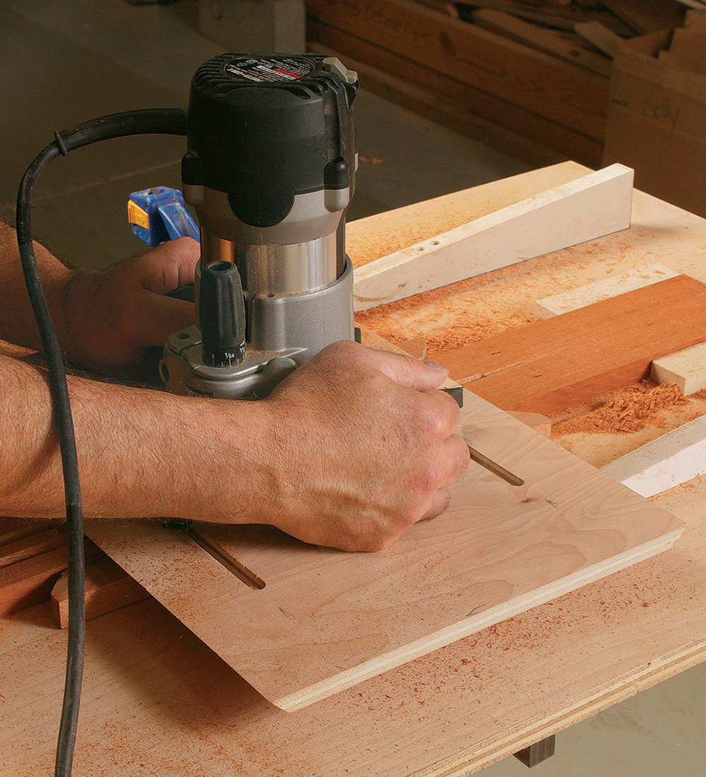 Router Jig for Cutting Tapered Flutes - Fine Homebuilding