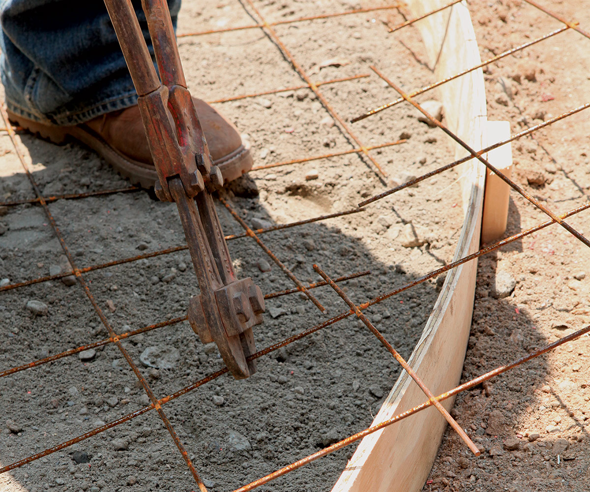 Creating a Curved Concrete Walkway - Fine Homebuilding
