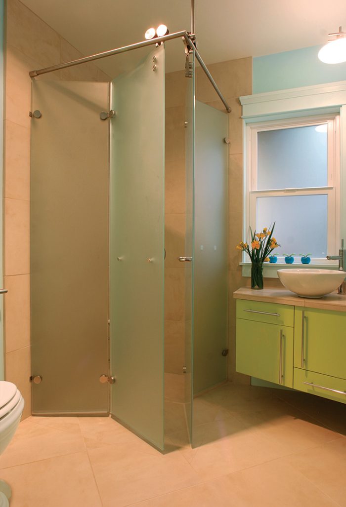 Wide-Open Baths for Small Spaces - Fine Homebuilding