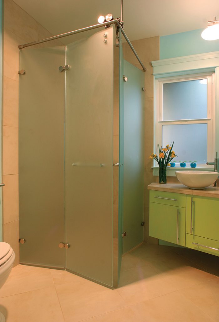 Wide-Open Baths for Small Spaces - Fine Homebuilding