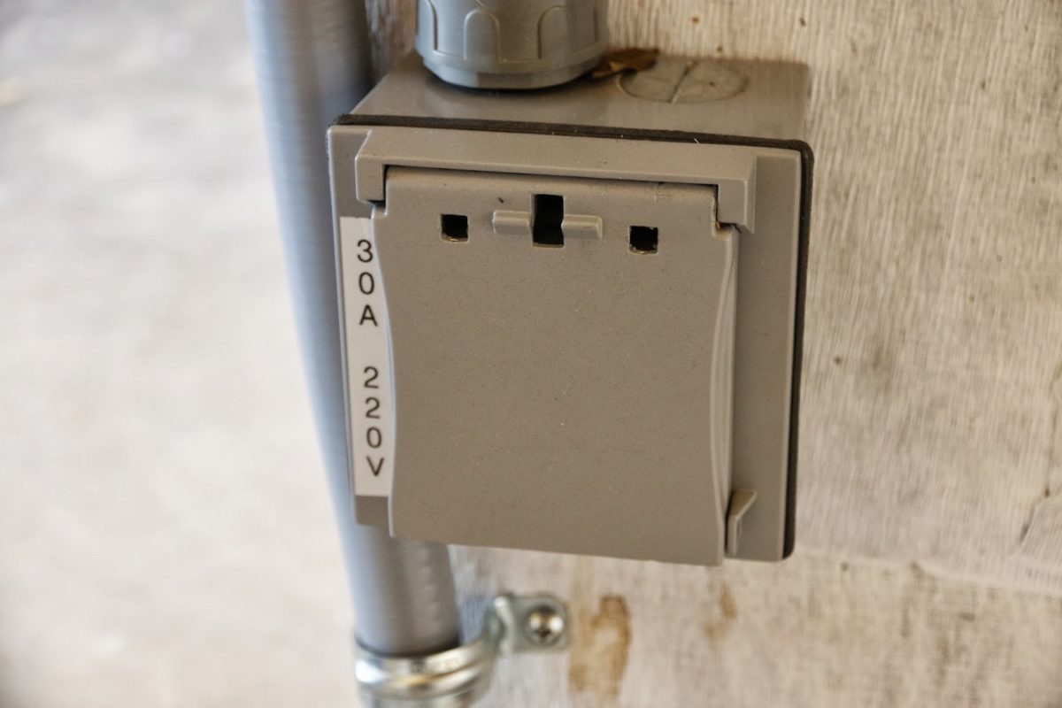 Temporary Job Site Power Box - Plans to build your own - Fine Homebuilding