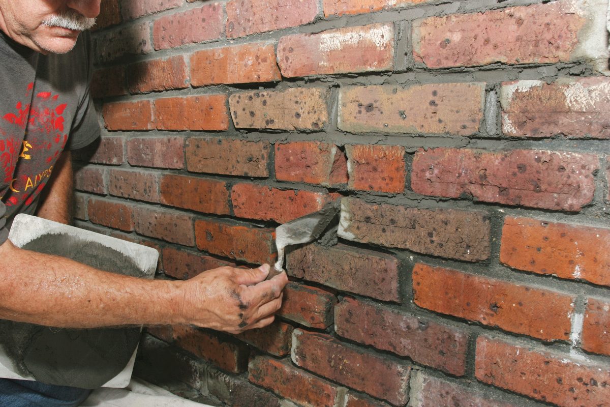 How to Repair Broken Bricks - Fine Homebuilding