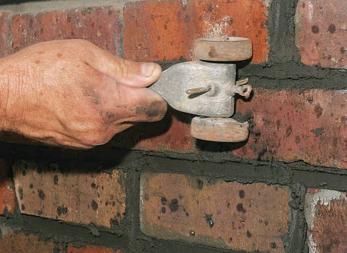 How to Repair Broken Bricks - Fine Homebuilding