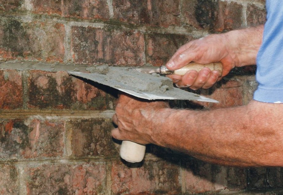 How to Repair Broken Bricks - Fine Homebuilding