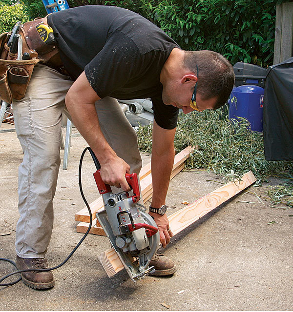 Cutting with a Worm-Drive Saw - Fine Homebuilding