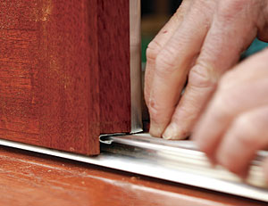 Interlocking-weatherstripping techniques - Fine Homebuilding