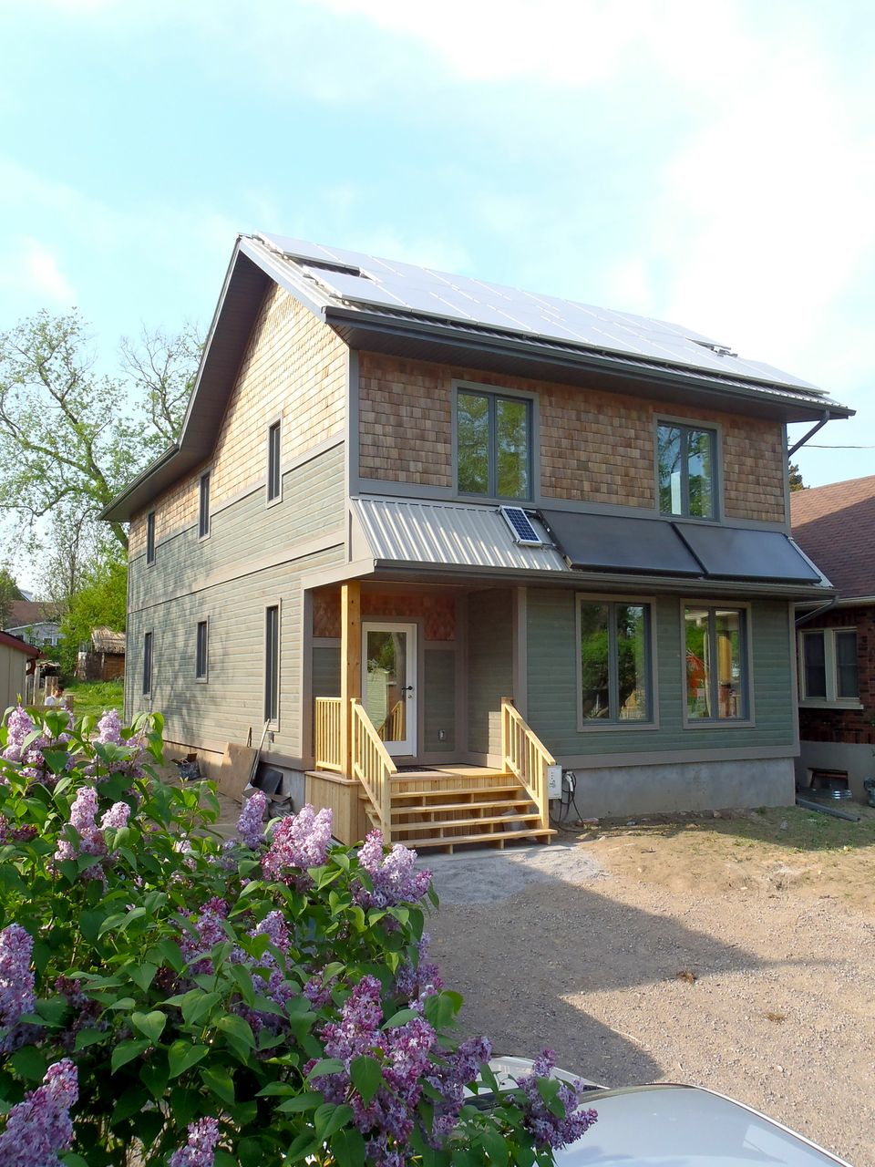 Building School Completes 'Canada's Greenest Home' - Fine Homebuilding