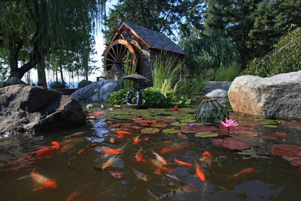 The Construction of a Water Wheel - Fine Homebuilding