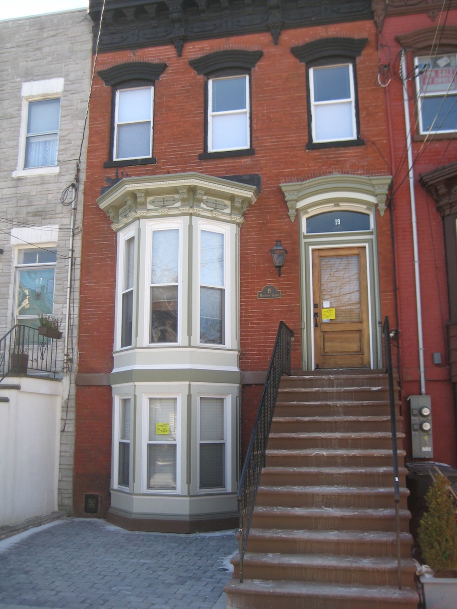 1880's Brick Rowhouse Bay Window Restoration - Fine Homebuilding