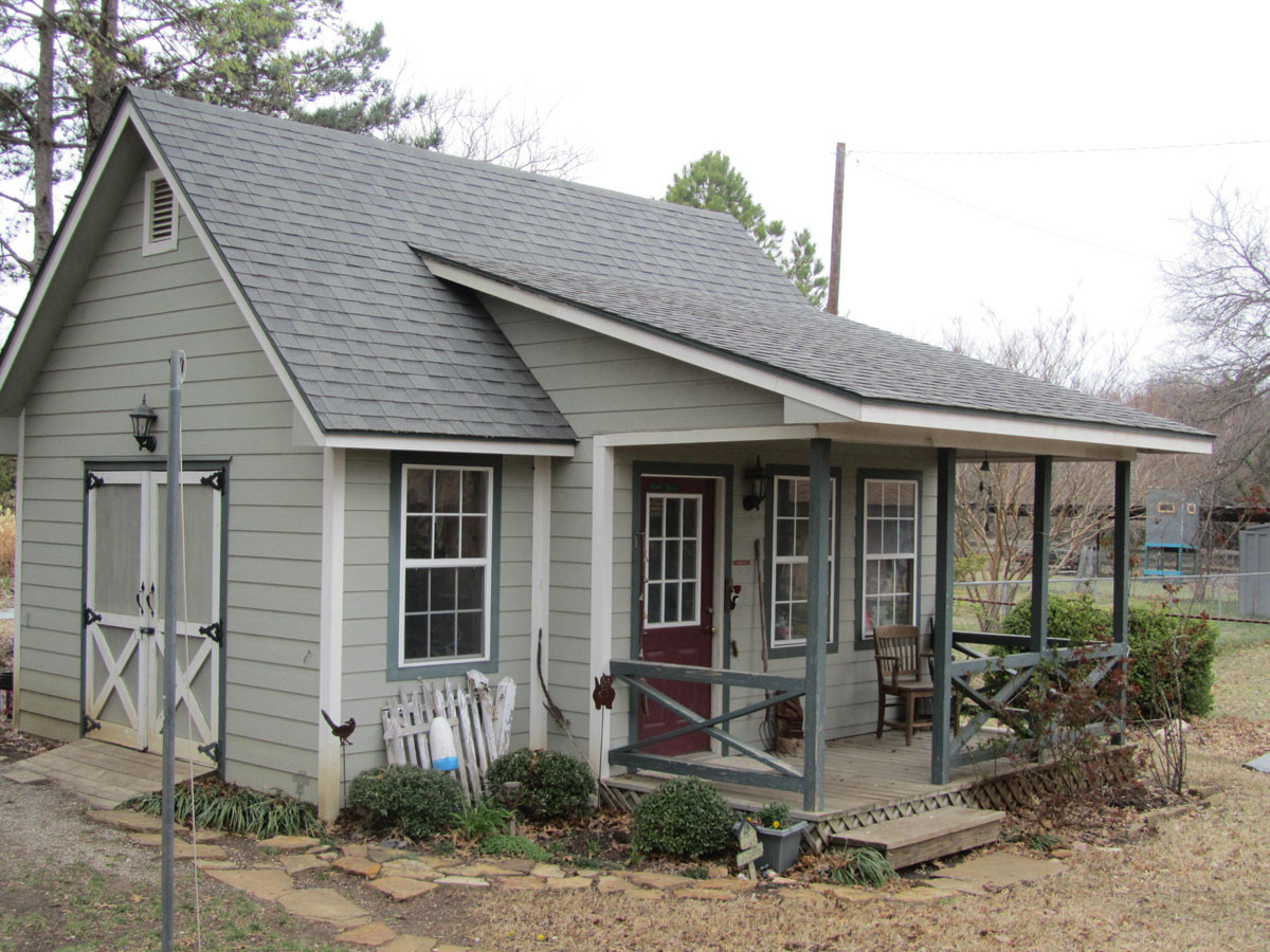 Shed with Cabin look - Fine Homebuilding
