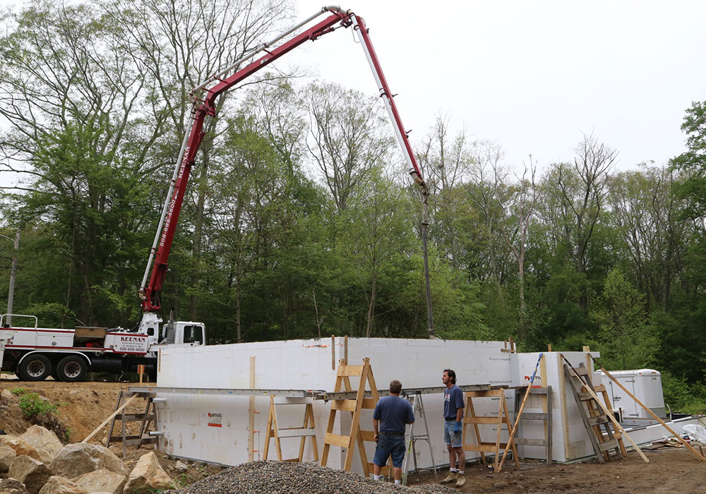 Placing Concrete in the ICF Foundation - Fine Homebuilding