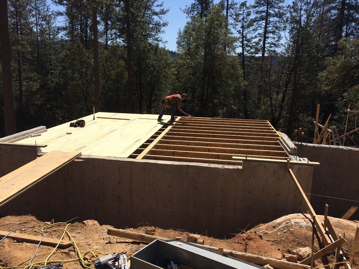 Forming and Placing Concrete for the Garage - Fine Homebuilding