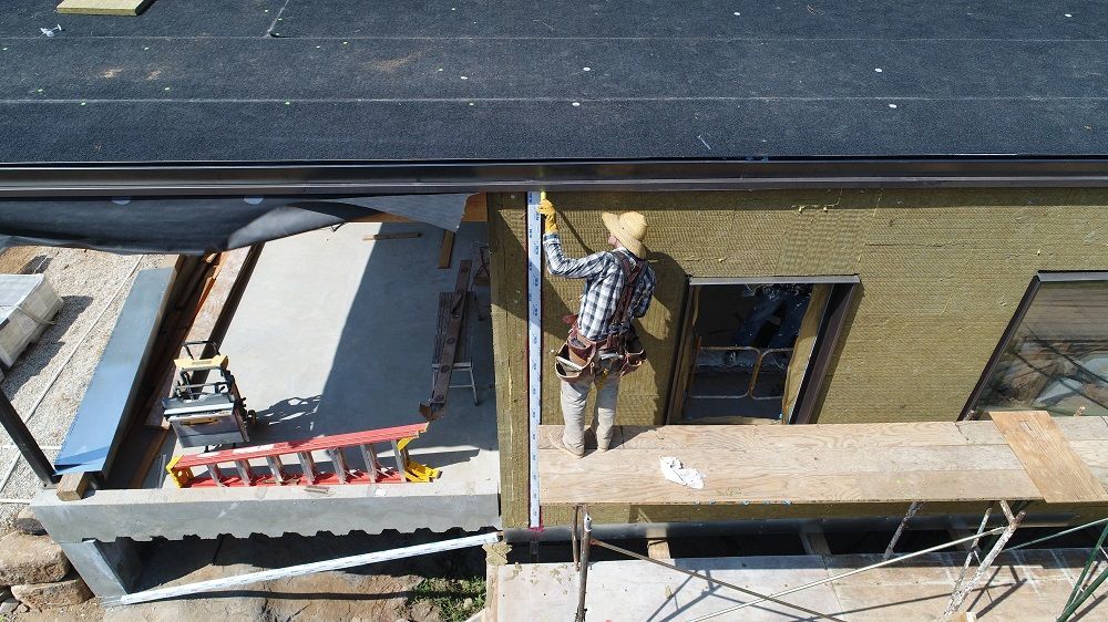 Camouflaging Gutters and Hiding Downspouts - Fine Homebuilding