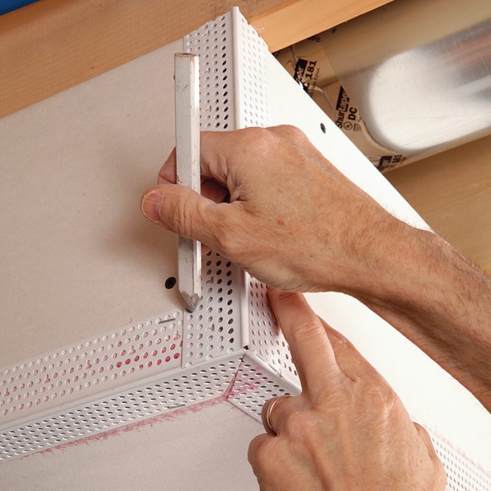 Crisp Corners for Drywall - Fine Homebuilding