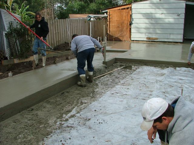 Pour the whole thing, at once. Slab on grade with thickened edges ...