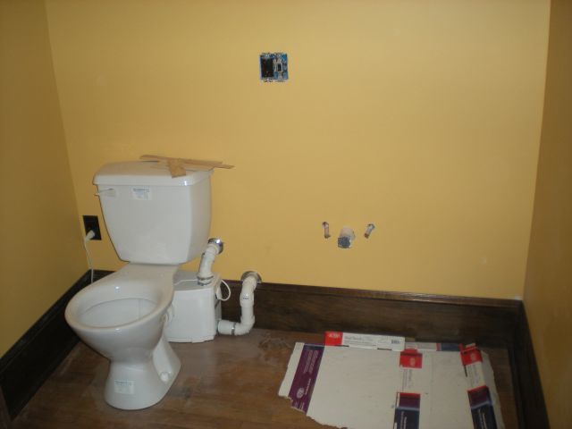 -TOILET BOX? -DESIGN OPINIONS?- Fine Homebuilding