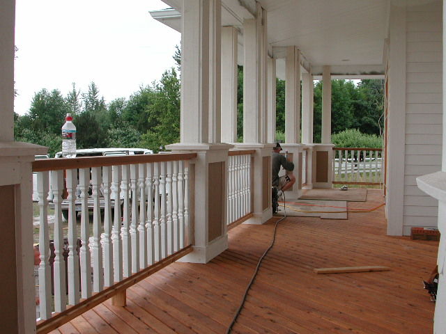Victorian Deck & Railing - Fine Homebuilding