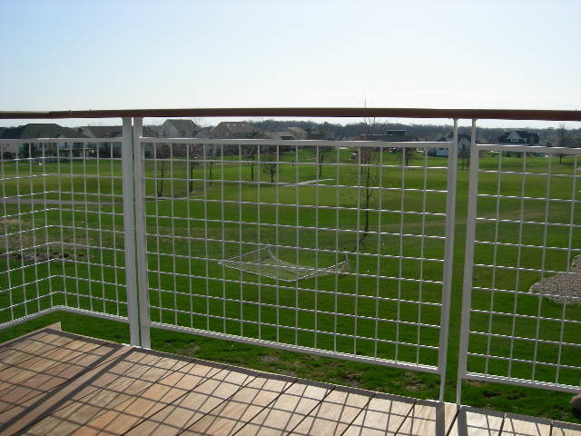 Building wire mesh deck railing - Fine Homebuilding