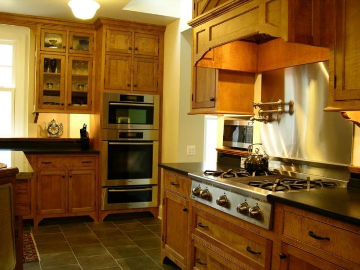 Our kitchen in tiger maple - Fine Homebuilding