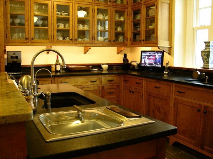 Our kitchen in tiger maple - Fine Homebuilding