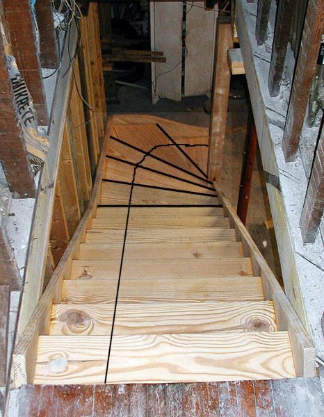 "Dancing" Staircase - Fine Homebuilding