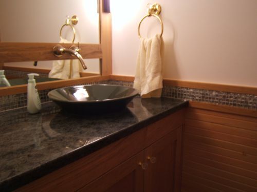 Glass tile accent band - Fine Homebuilding