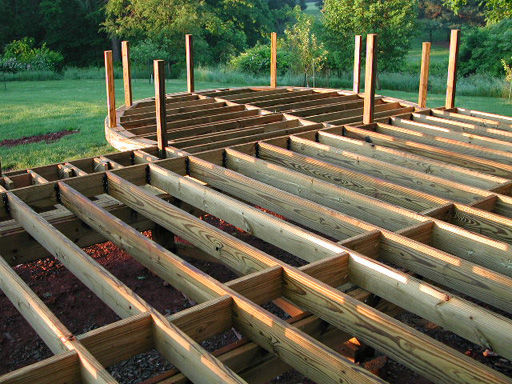 Curved deck idea works! - Fine Homebuilding