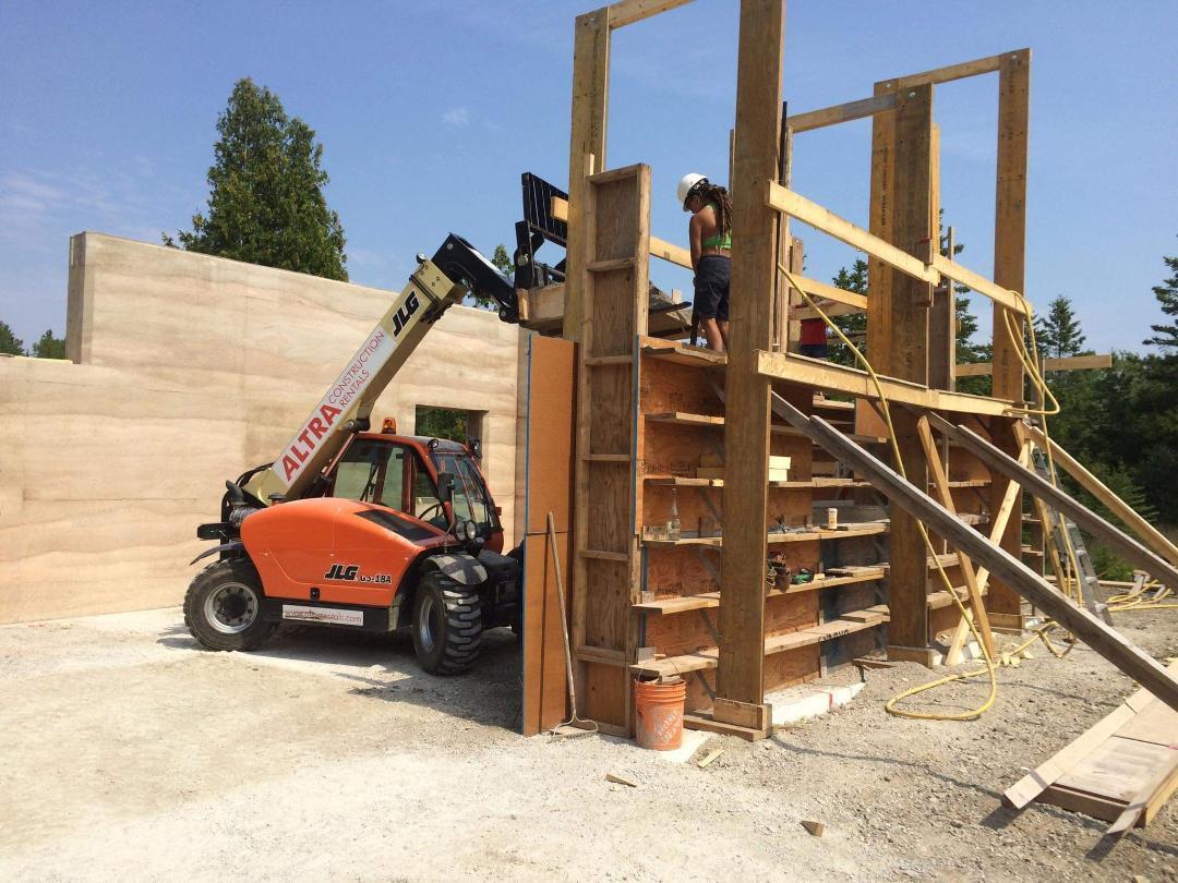 Rammed Earth Construction - Fine Homebuilding