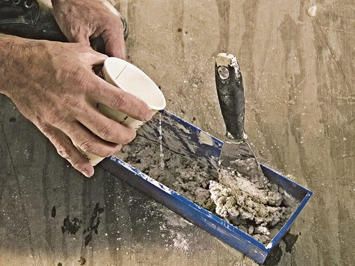 Mixing Joint Compound - Fine Homebuilding