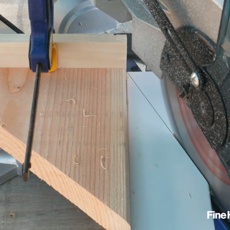 laying out and cutting jack rafters - Fine Homebuilding