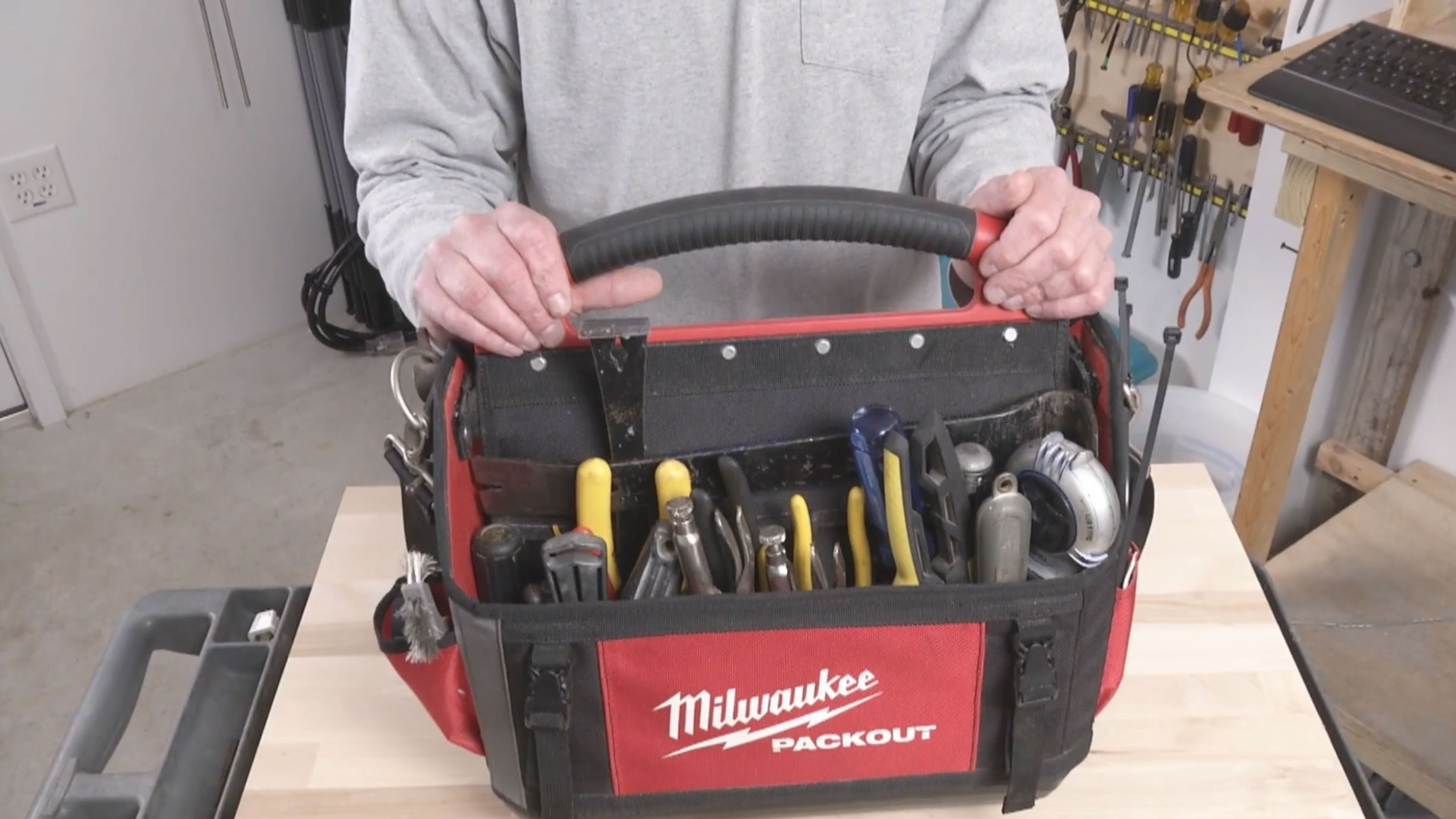 Must-Have Hand Tools for a Remodeler's Kit - Fine Homebuilding