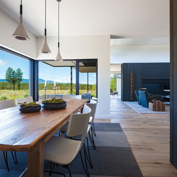 A Custom Design for Privacy on Demand - Fine Homebuilding