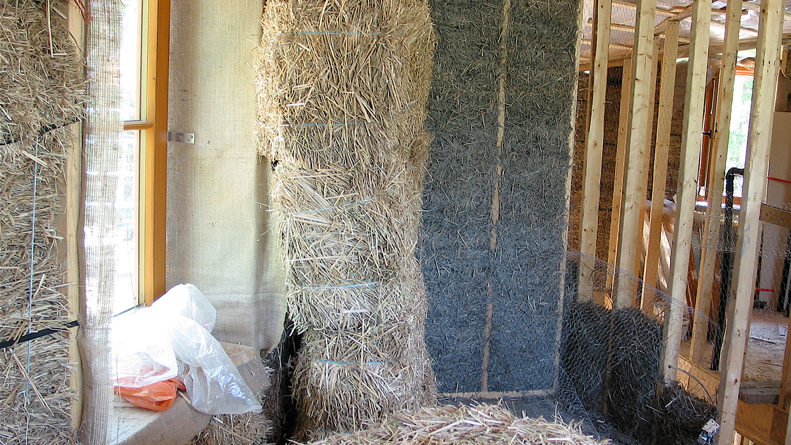 Building a Straw-Bale Home to Code - Fine Homebuilding
