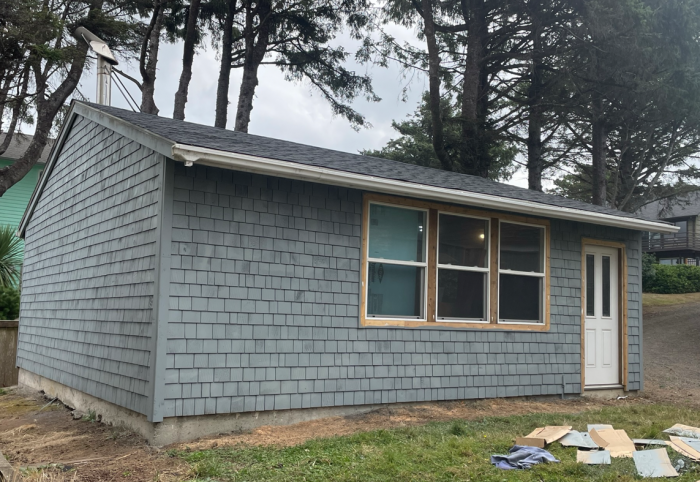 How to Paint Cedar Shingles - Fine Homebuilding