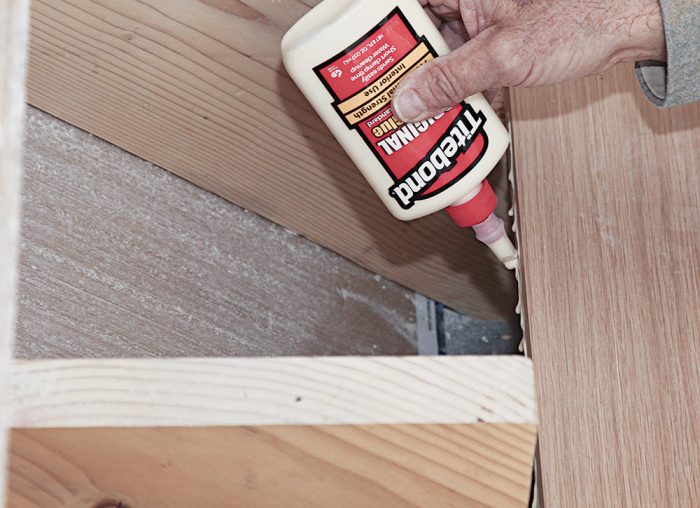 A Step-by-Step for Trimming Stairs - Fine Homebuilding