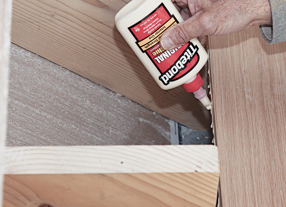 A Step-by-Step for Trimming Stairs - Fine Homebuilding