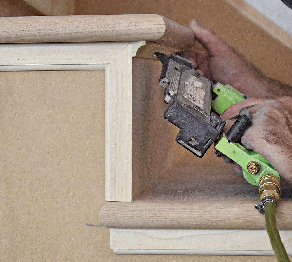 A Step-by-Step for Trimming Stairs - Fine Homebuilding