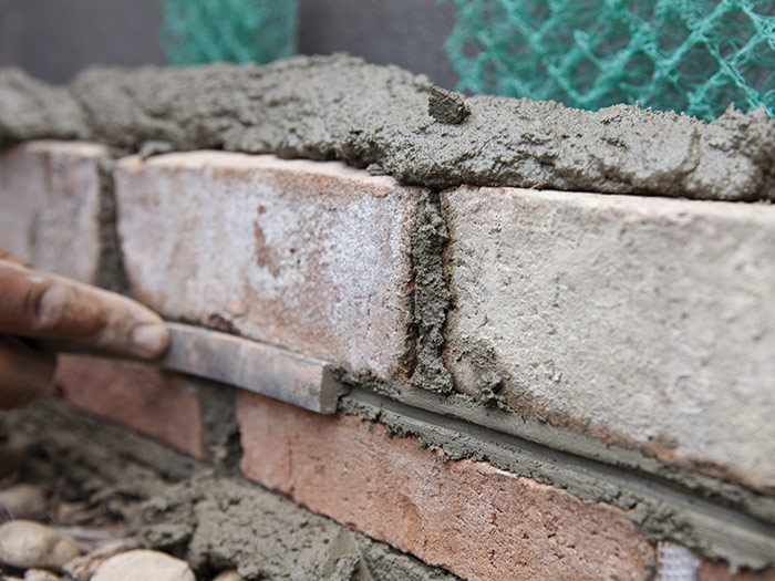 Choosing and Using Masonry Trowels - Fine Homebuilding