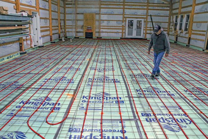 Placing and Finishing a Heated Concrete Floor - Fine Homebuilding