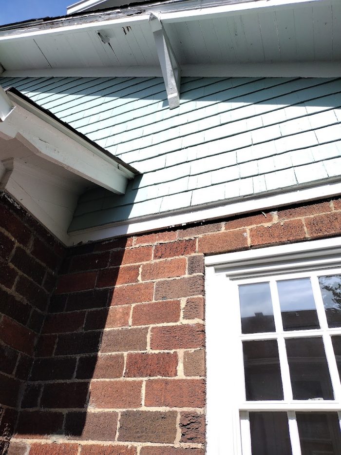 How to replace rotten overhang boards in historic Craftsman house ...