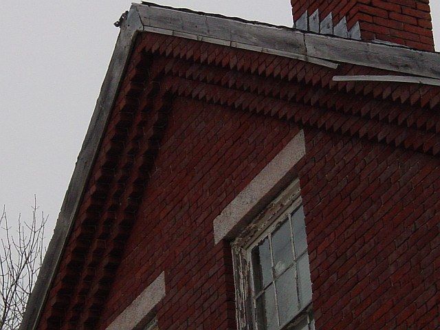 Interesting brick rake detail - Fine Homebuilding